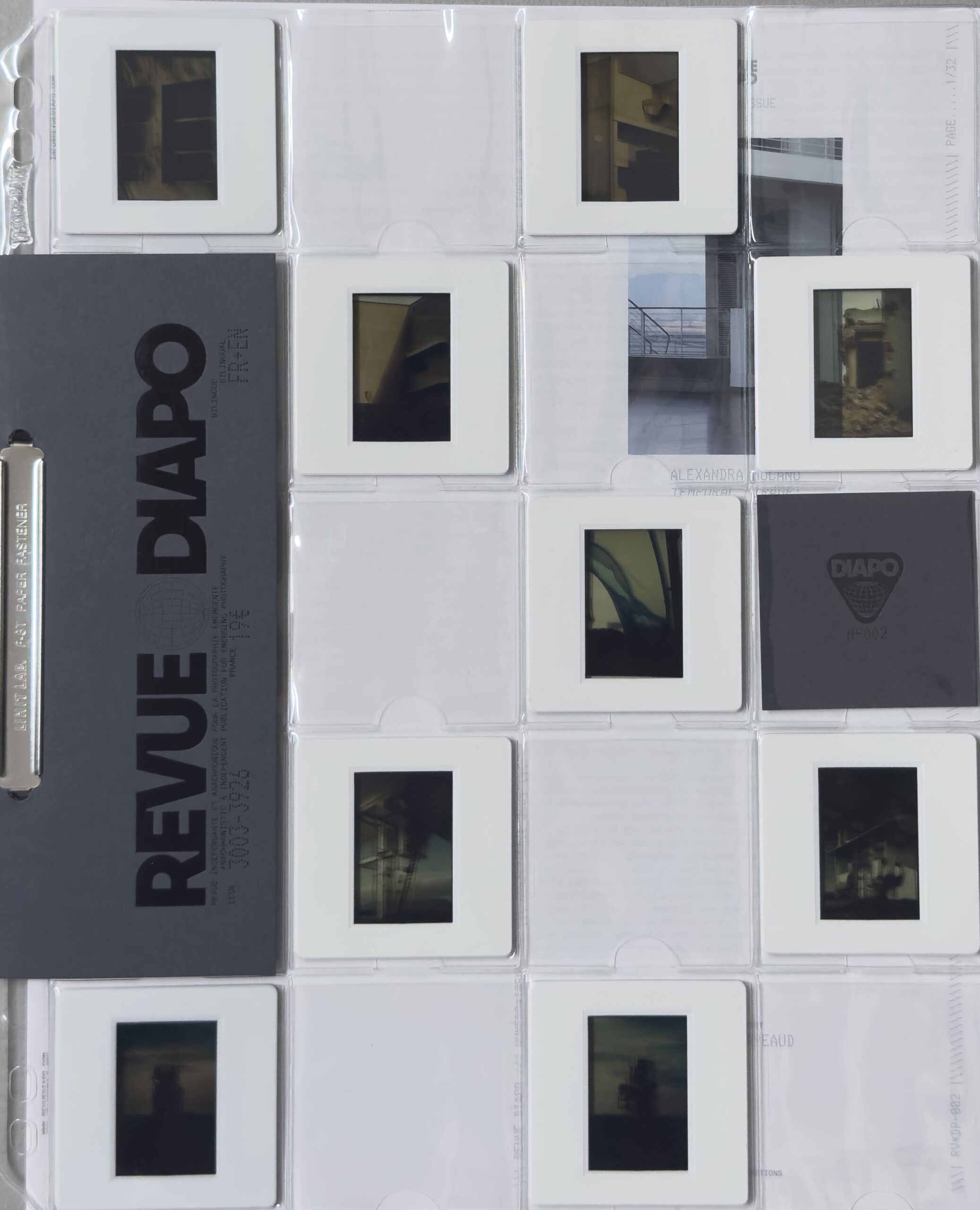 Revue Diapo N°002 - Temporal Mirage: Echoes of Unseen Realms – Leporello